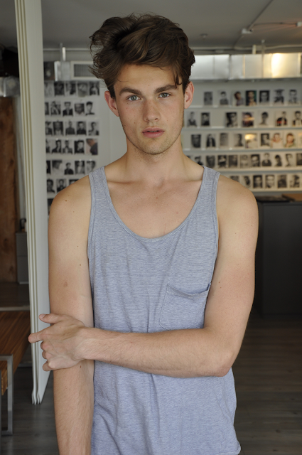 ELITE MODEL MANAGEMENT TORONTO : LIAM REALNESS.